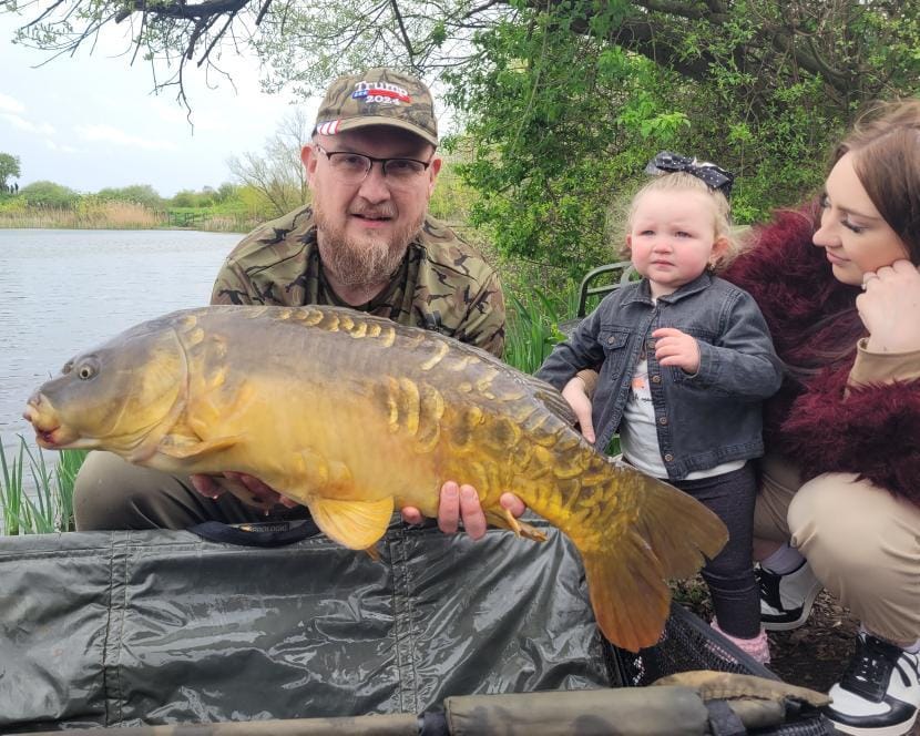 Bardag Angling Club: Premier Fishing Lakes in Dagenham